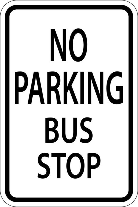 No Hay Señal De Parada De Autobús De Estacionamiento Sobre Fondo Blanco
