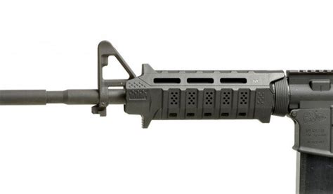 Strike Industries Łoże Carbine Length Handguard Czarne Si Strike