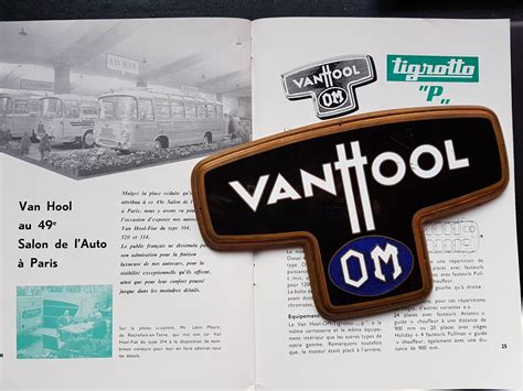 Radiatoremblems Van Hool Belgium