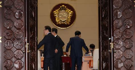 속보 금투세 폐지·가상자산 과세 2년 유예 확정국회 통과