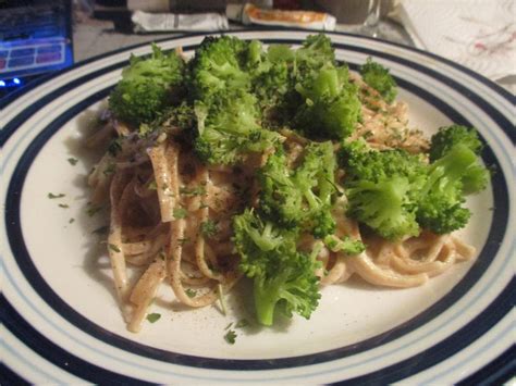 Linguini Alfredo Broccoli At Robert Fabry Blog