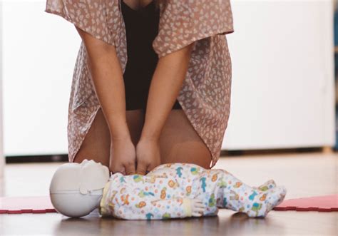 Infant Cpr Link2life Emergency Training Vancouver