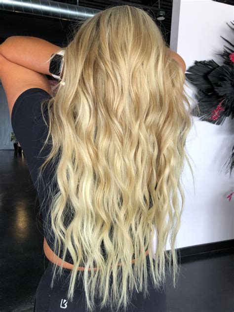 Meet Jes Waring Hair Stylist Shoutout Colorado