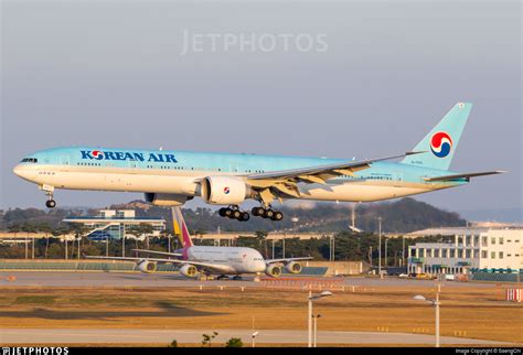 Hl7202 Boeing 777 3b5er Korean Air Saengchi Jetphotos