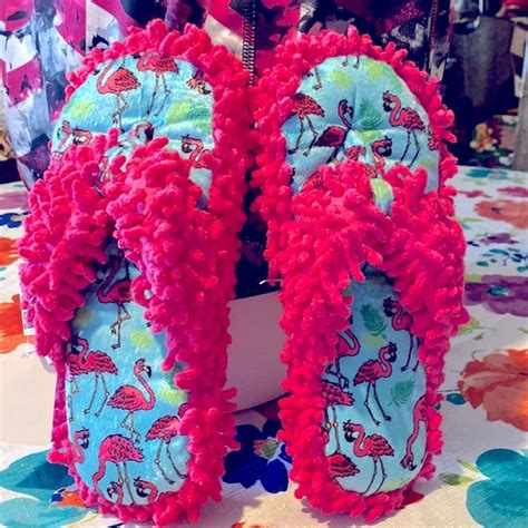 Lazy One Shoes Nwts Lazy One Flamingo Fuzzy Slippers Poshmark
