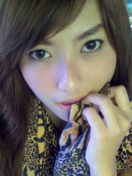 Leha Lehe Wiandra Devi Ozawa Cewek Cantik Yang Mirip Miyabi