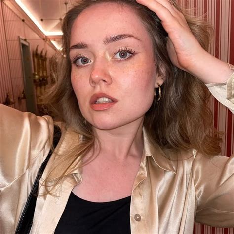 Valentina 👼🏽 Valya Mih • Threads Say More