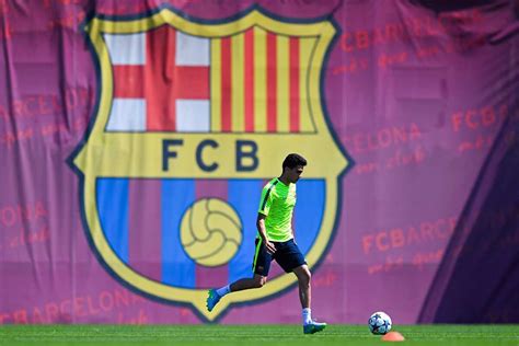 Barça Arsenal Luis Enrique Deja A Bartra En Casa