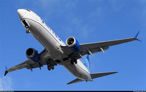 N37538 United Airlines Boeing 737 9 Max Photo By Marc Charon Id