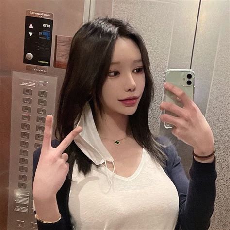 Does Anyone Know Her 1460148 › Does Anyone Know Her 1460148 ›