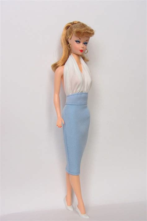 35th Anniversary Blonde Barbie 1959 Reproduction 1993 Pretty Dresses