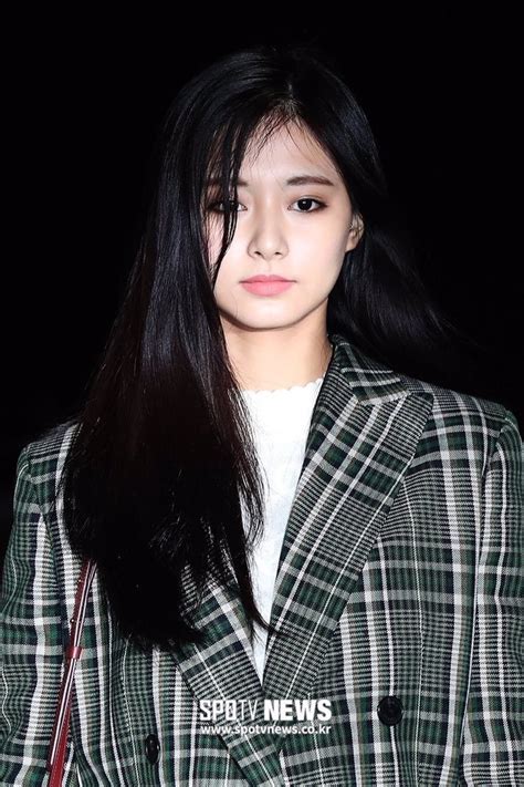 트와이스 쯔위 보그 합성 Mlbpark