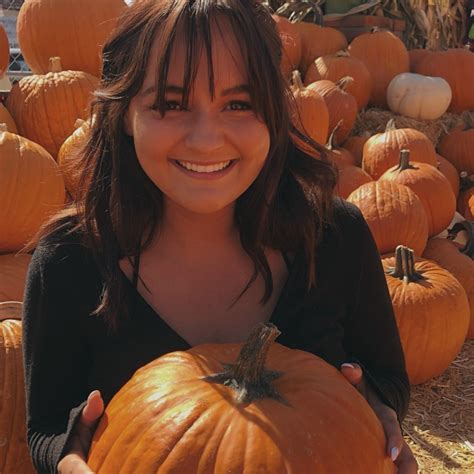 Grace Nicklin Teacher Chabad Hebrew Academy Linkedin