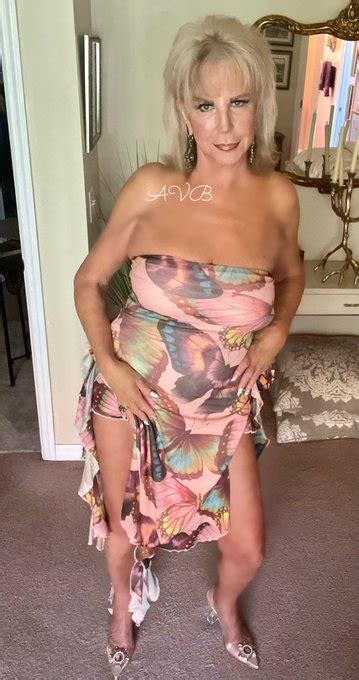 Tw Pornstars Anneke Van Buren Tampa Gilf Goddess 18 The Most