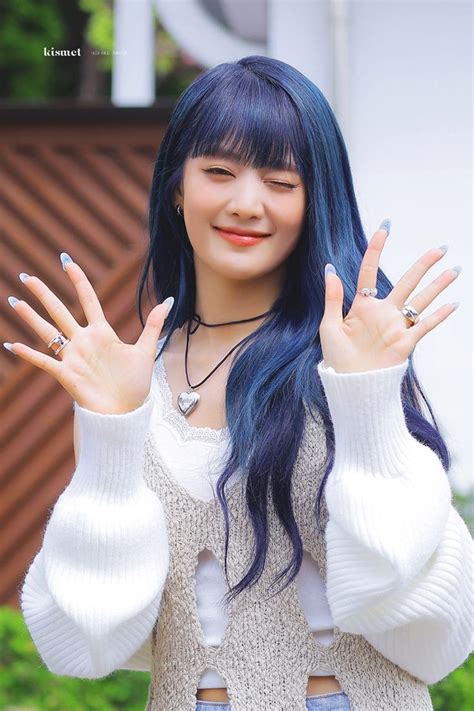 G I Dle Minnie