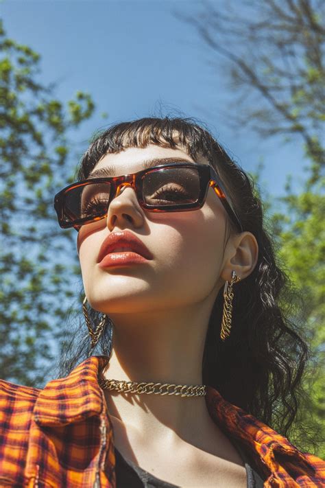 13 Retro 90s Sunglasses For A Throwback Look Needlestar