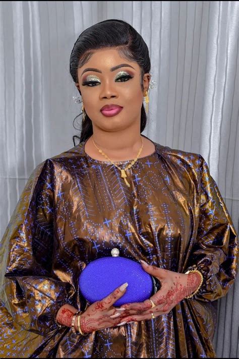Épinglé Par Outfits Sur Enregistrements Rapides En 2025 Mode Africaine Femme Tenue En