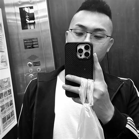 Hao 0029 • Threads Say More
