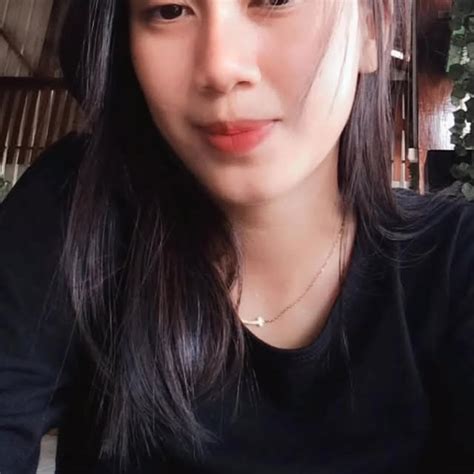 🌼 Gabriellaadellia • Threads Say More