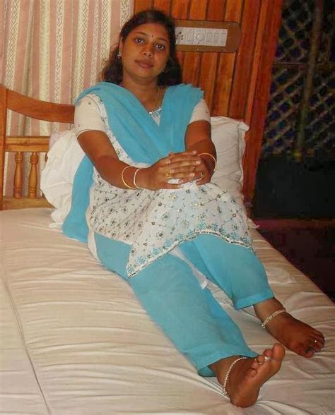 Tamil Girls Bedroom Stills Everscenes Tamil Acress Gossip Videos