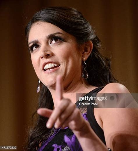 Comdian Cecily Strong Photos And Premium High Res Pictures Getty Images
