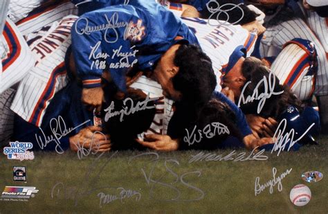 1986 Mets World Series Pile Up 16x20 Team Signed Photo With 27