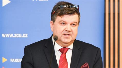 Novým Rektorem Západočeské Univerzity Bude Miroslav Lávička • Mujrozhlas