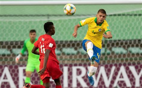 Bologna Close On Brazilian Defender Luan Patrick Football Italia