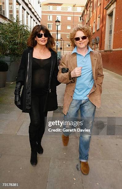 Musician Mick Hucknall Photos And Premium High Res Pictures Getty Images