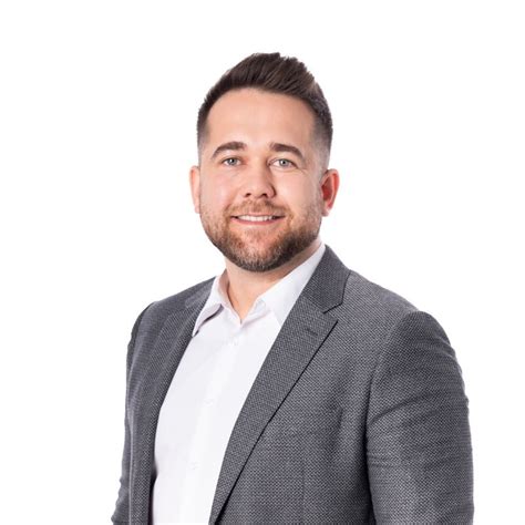 Mateusz Demski Agent Nieruchomości Freedom Nieruchomości Linkedin