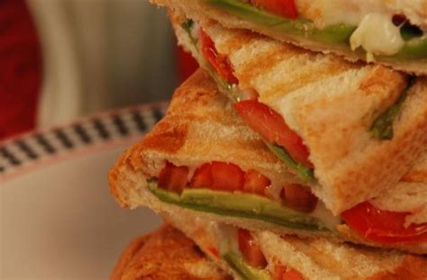 Foodista Recipes Cooking Tips And Food News Avocado Tomato