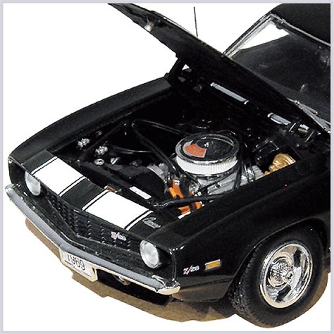 124 Scale 1969 Chevy Camaro Z 28 Hardtop — Crown Premiums