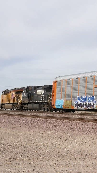 Up 2667 Autorack Train Mnpml Mp 740 Needles Sub Youtube