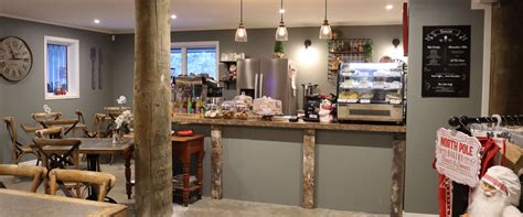 Cafe The Christmas Barn