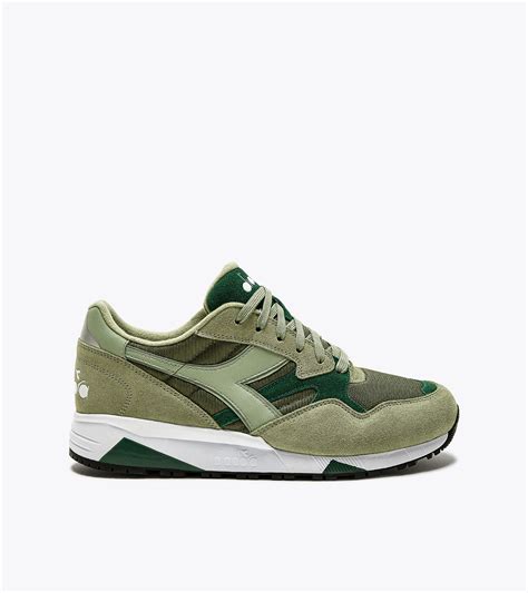 N902 Sporty sneakers - Gender neutral - Diadora Online Store US