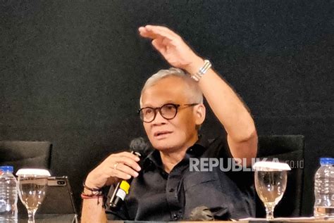 Putri Politikus Senior Pdip Aria Bima Daftar Pilkada Solo Republika Online