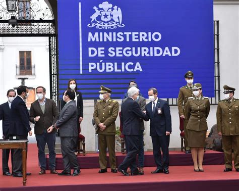Ministerio De Seguridad Pública En Chile Boric Promulga Nueva Ley Para
