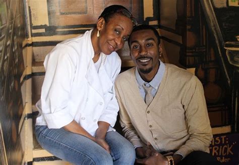 Aaron And Brenda Beener Bring Seasoned Vegan To Harlem N Y Rolling Out Harlem Vegan