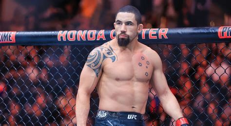 Ufc Abu Dhabi How To Watch Robert Whittaker Vs Reinier De Ridder Live In Uk Usa Canada