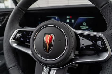 Hongqi E Hs9 Chinese Top Suv Met Bijna €15000 Afgeprijsd