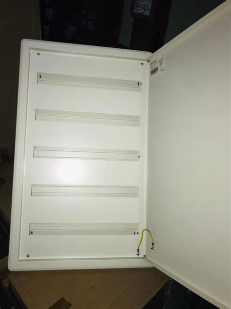 Schneider Distribution Board Schneider Metal 5 Rows Distribution Board