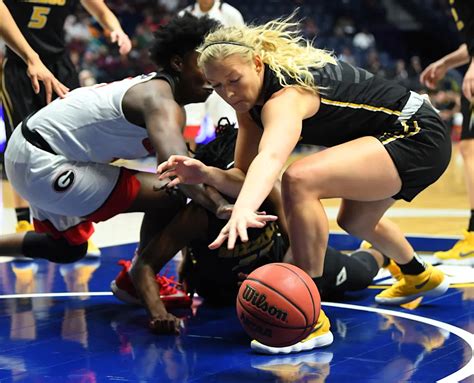 Flashback Photos Of Sophie Cunningham At University Of Missouri Yahoo