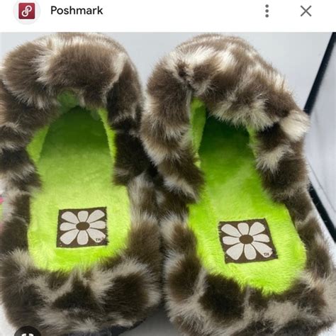 Oobees Shoes Iso For Oobee Slippers Poshmark
