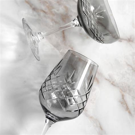 Svarte Vinglass Test Sorte Glass Til Rødvin Og Hvitvin