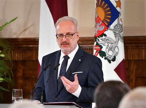 Levits Atgādina Uzvaras Parkā Būtu Labi Izvietot Piemiņas Zīmi Padomju Okupācijas Upuriem La Lv