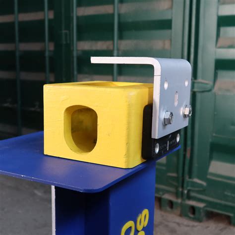 Shipping Container Angle Mounting Bracket Domino Clamps