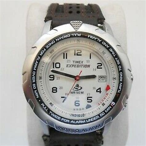 Vintage Timex Expedition Indiglo Alarm Date Wr 50m Mens Watch