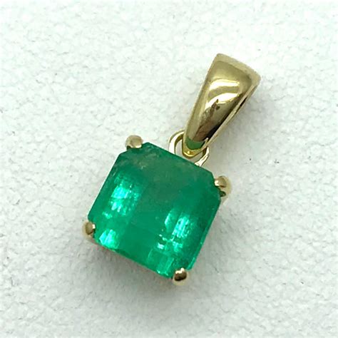 K18 ペンダント エメラルド 12ct 109 G オリジナル メルカリ