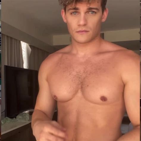 Jacksons Cock On Full Display