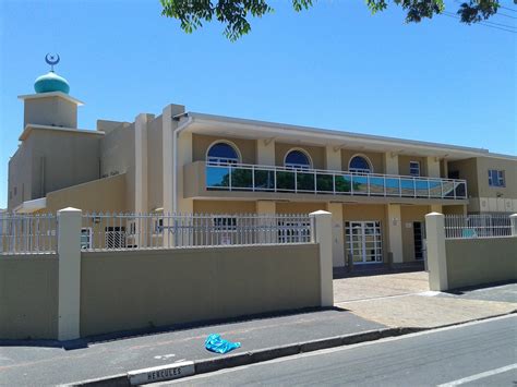 Masjid Al Ameerah Al Hajjah Mariam Bermulalah Laungan Takbir Hari